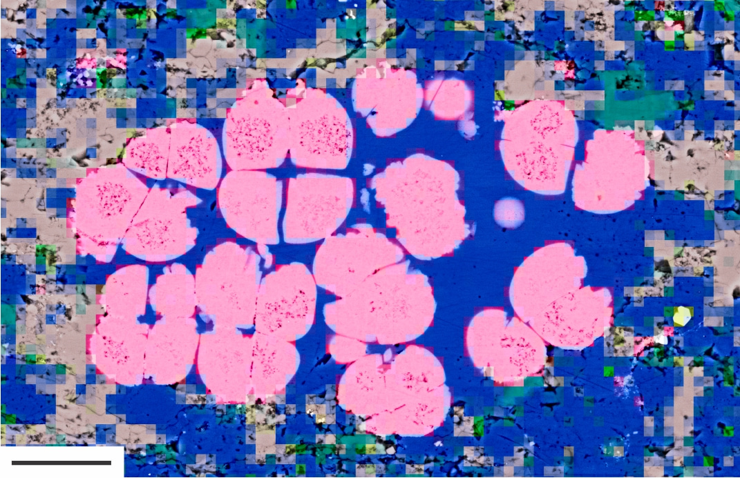 Clay mineral evidence for restricted, evaporitic environments and ...
